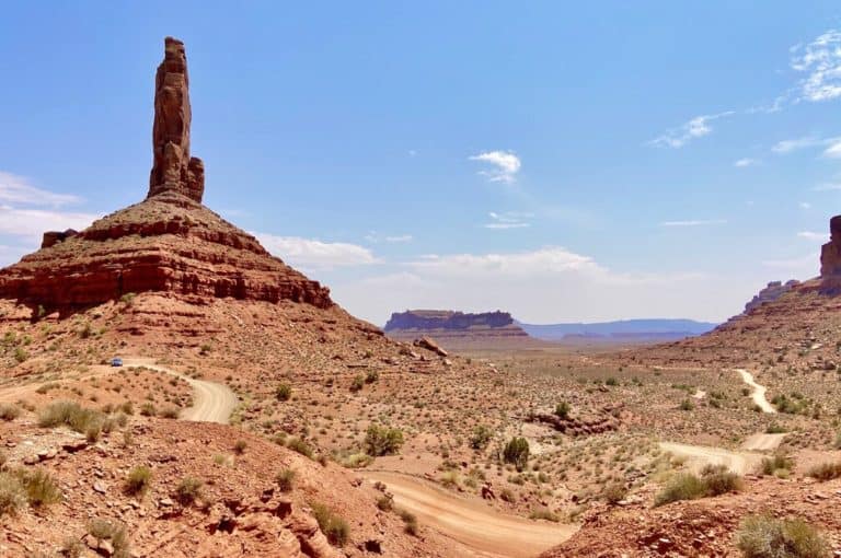 Your Complete Guide to Exploring Monument Valley, Utah
