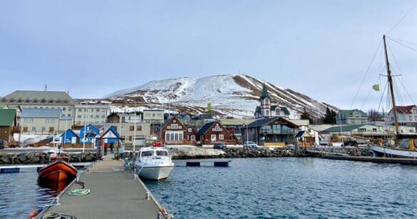 The Complete Guide to Seeing the Northern Lights in Akureyri, Iceland