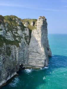 The White Cliffs of Etretat, France - 5 Amazing Things To Do