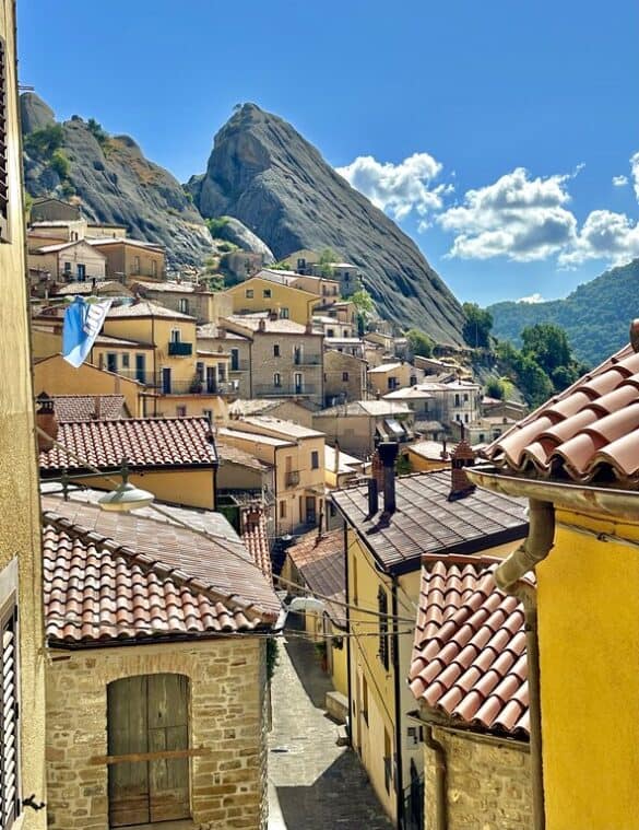 The 8 Best Things to do in Castelmezzano, Italy - Around The World With Me
